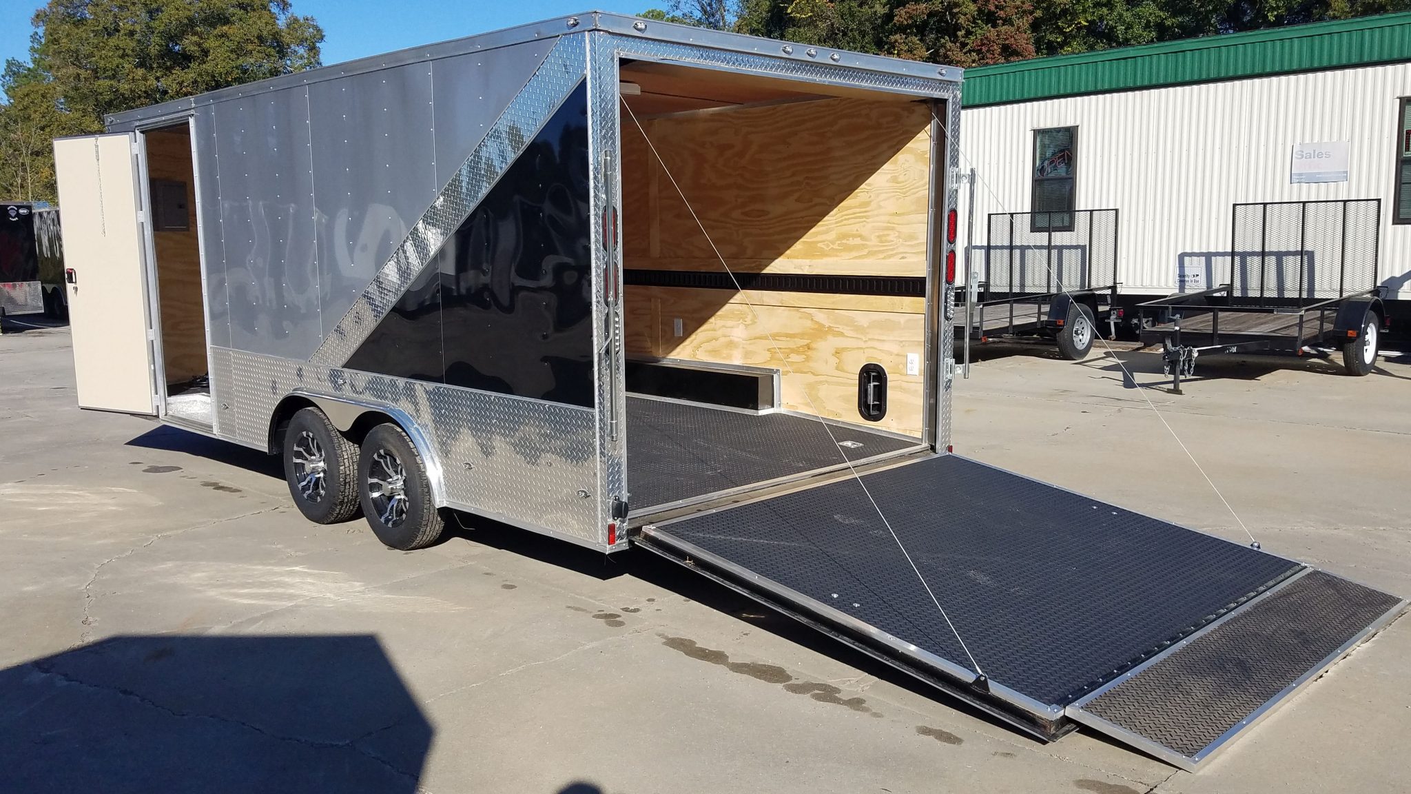 8.5×18 TA Trailer – SilverBlack, Ramp, Two Side Doors, D-Rings ...