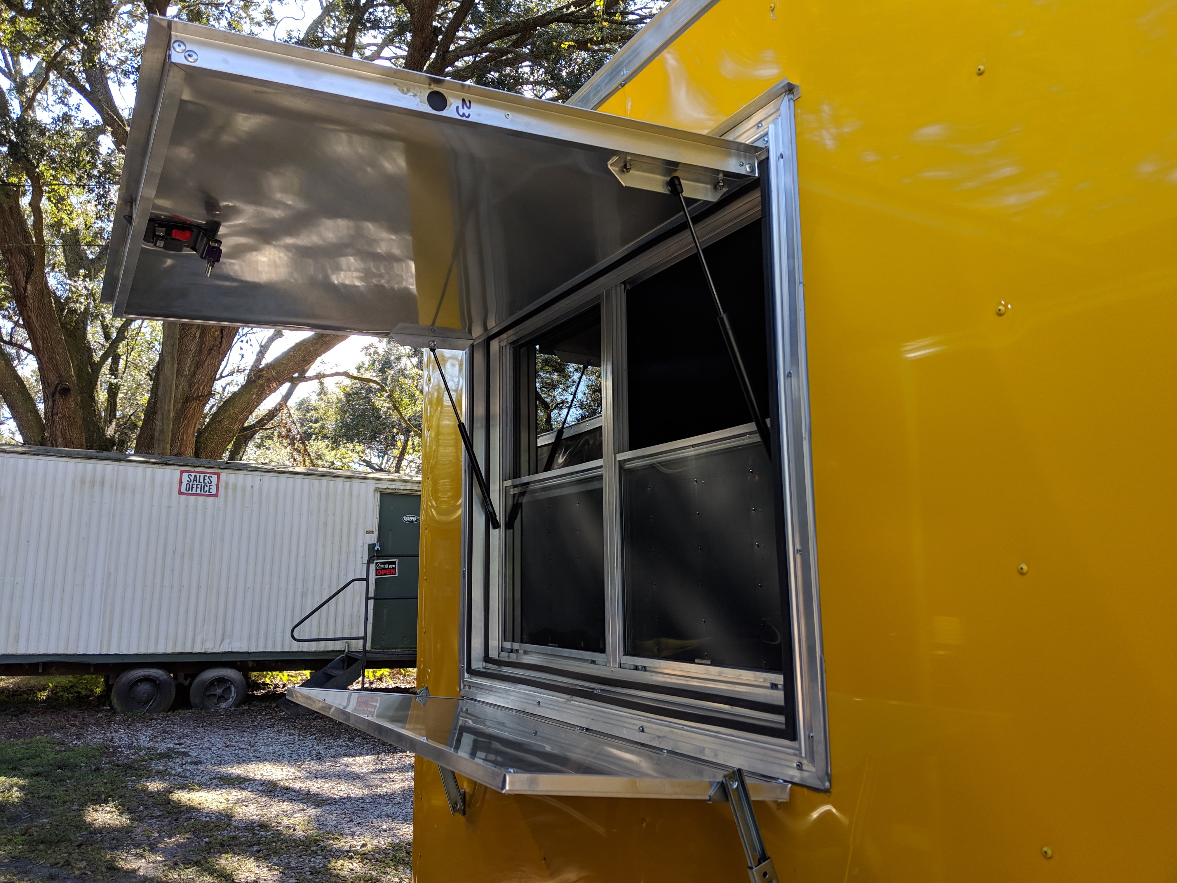 Trailer Spotlight - Yellow Concession Checker Special | Snapper Trailers