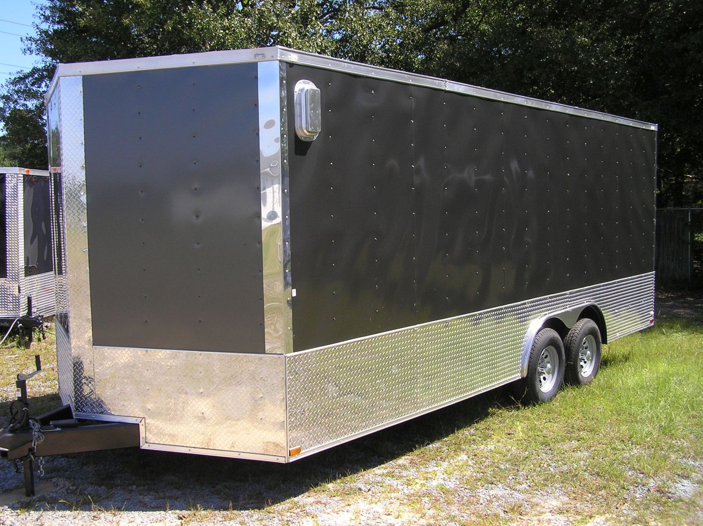 8.5×20 TA Trailer – White, Ramp, Side Door, D-Rings, Flat Front, Insulated, 5K Axles – Snapper ...