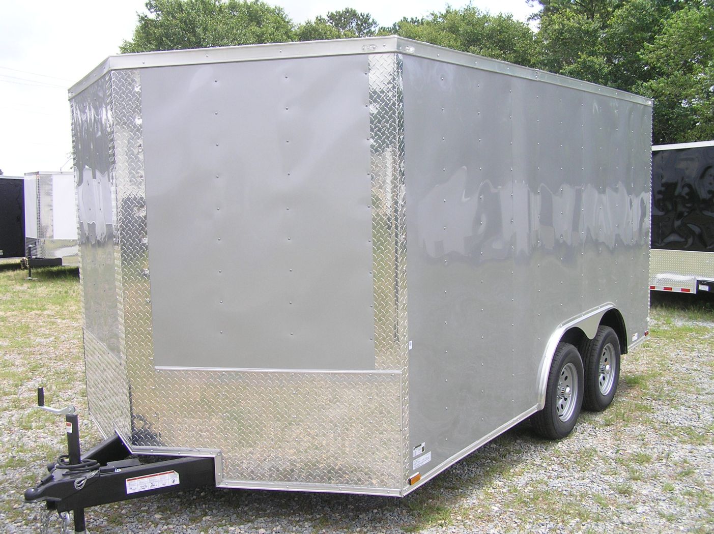8.5×24 TA Trailer – Black, Ramp, Side Door, 5K Axles, D-Rings – Snapper Trailers